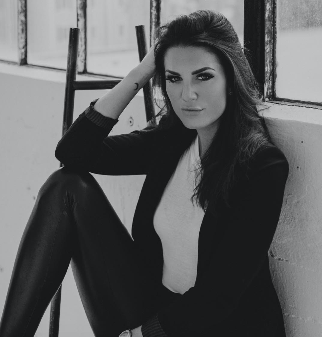 Rachel Sommers - Press Hook