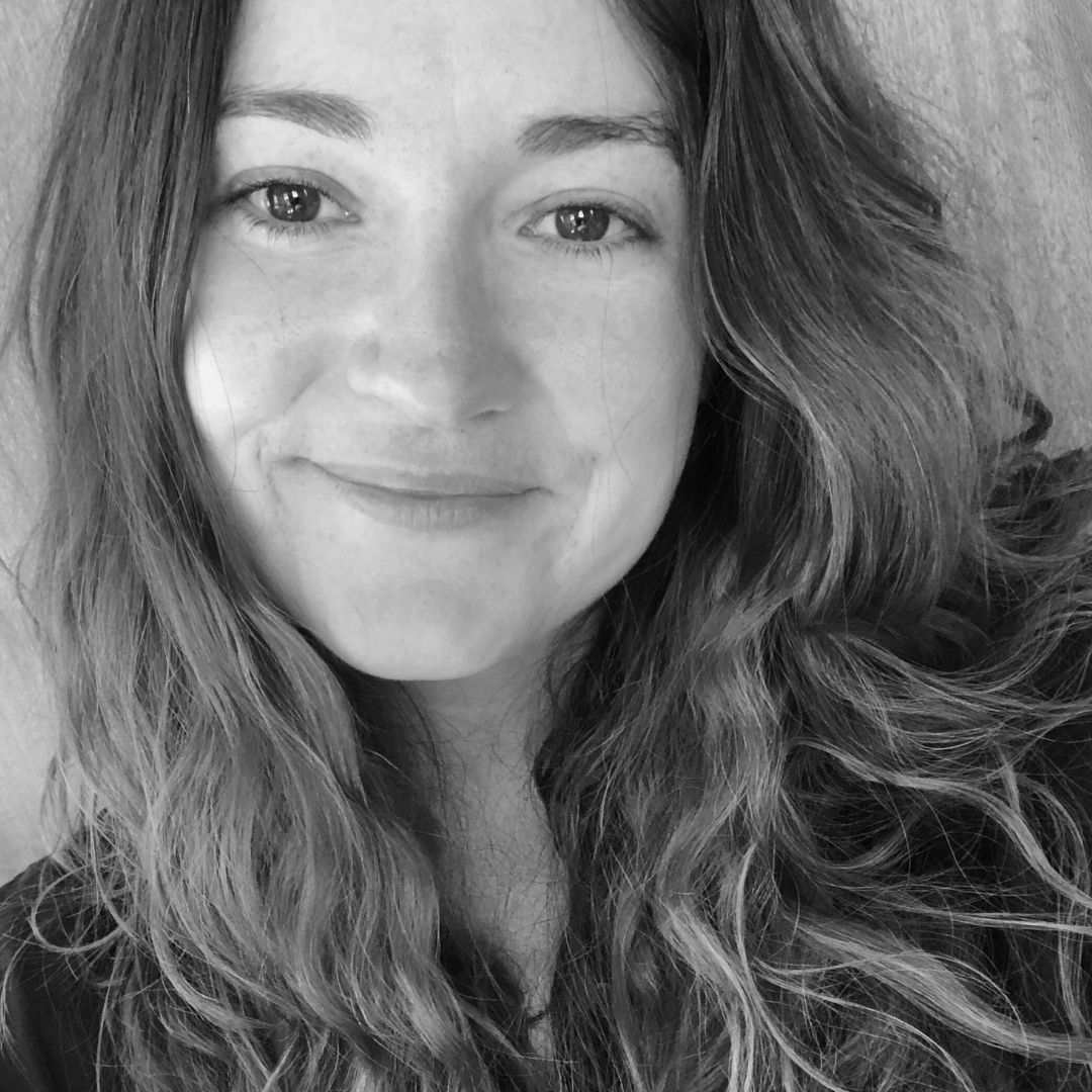 Tessa Cheek - Press Hook