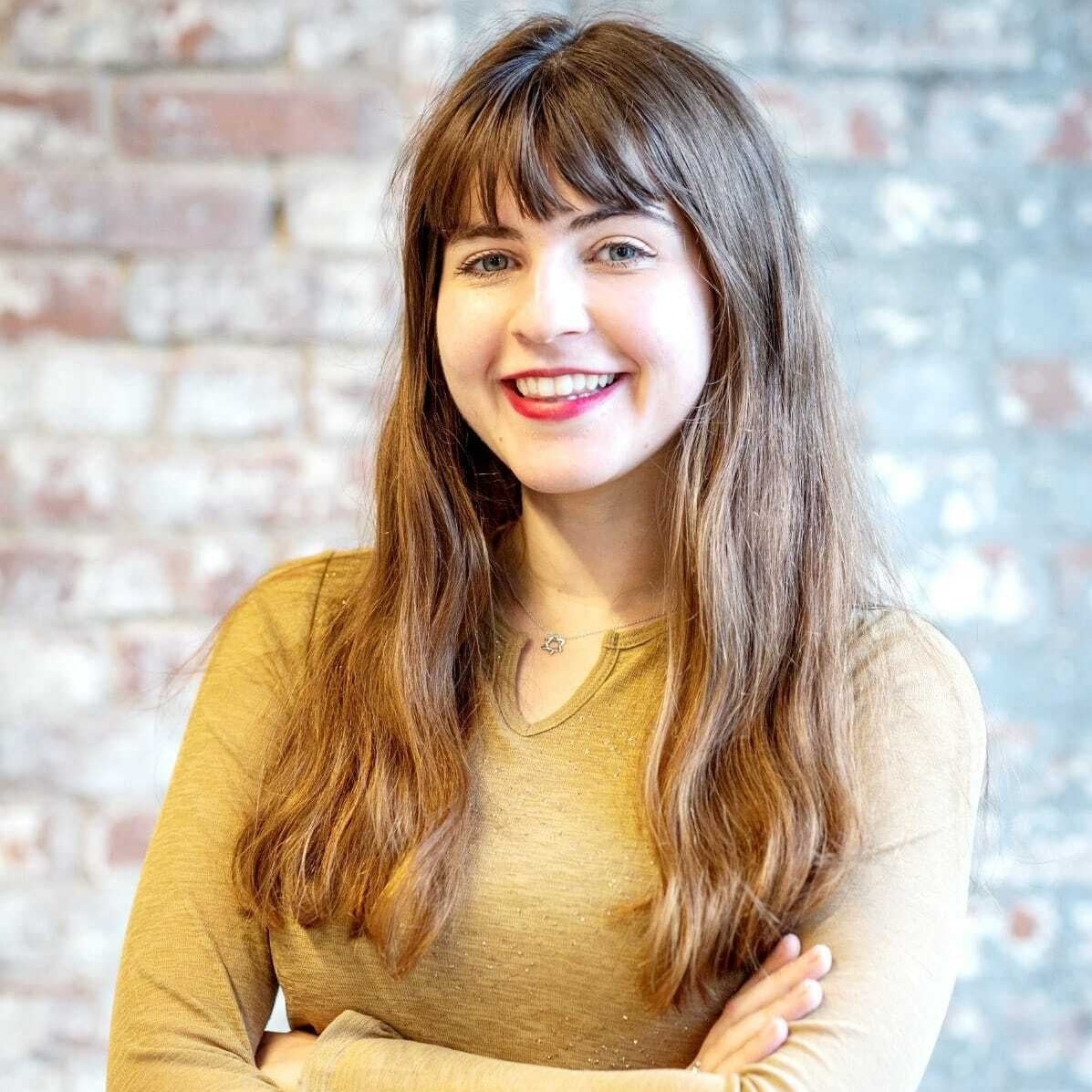 Gemma Lolos - Profile - Press Hook